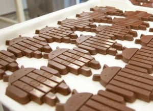 Droid Ultra And Droid Maxx Get Android 4.4 Kit Kat Update Again