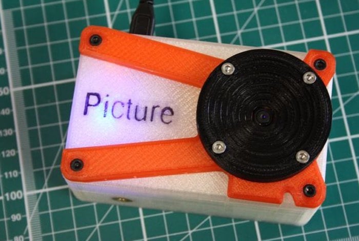 Picture 3D Printable Raspberry Pi Camera