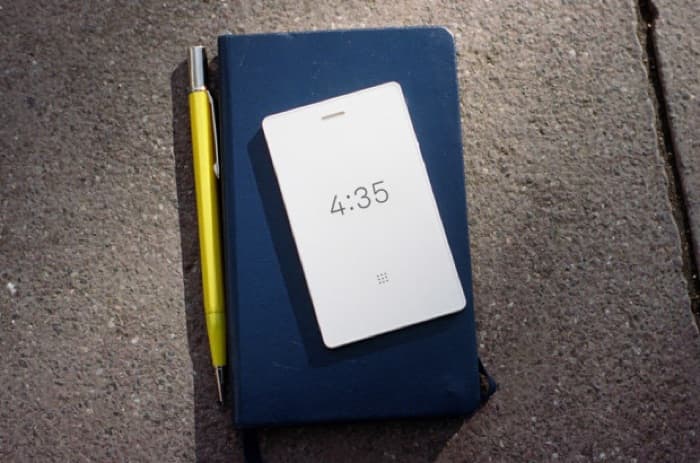 The Light Phone 2 Is A Minimalist Mobile Phone - Geeky Gadgets