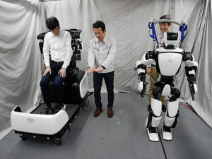 Toyota shows off its T-HR3 Humanoid Robot - Geeky Gadgets