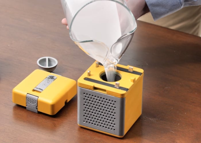 Amazing HydraCell water activated battery pack - Geeky Gadgets