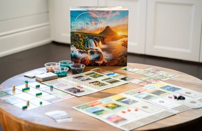Earth engine building board game hits Kickstarter - Geeky Gadgets