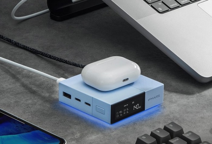 Magic Dock 140W smart charger and hub - Geeky Gadgets