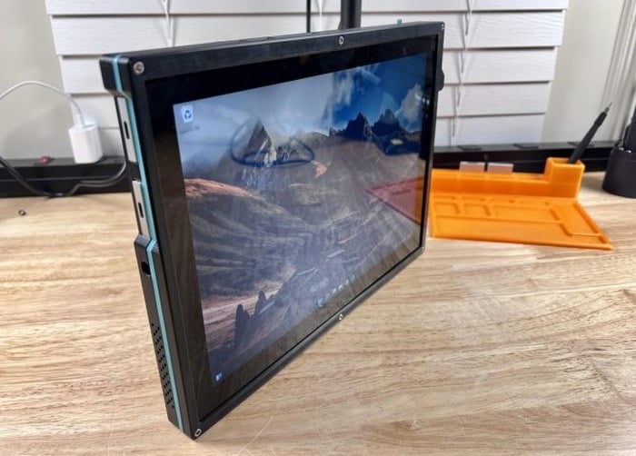 Framework modular laptop transformed into tablet - Geeky Gadgets