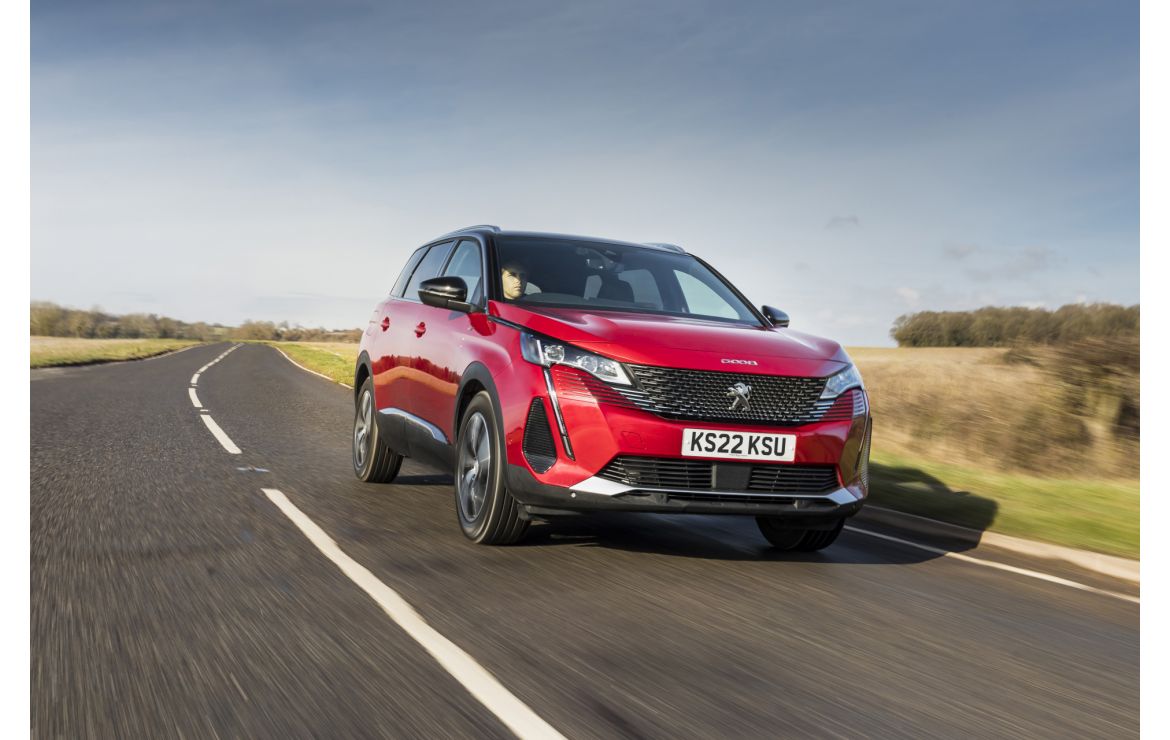 Updated Peugeot 3008 and 5008 unveiled - Geeky Gadgets