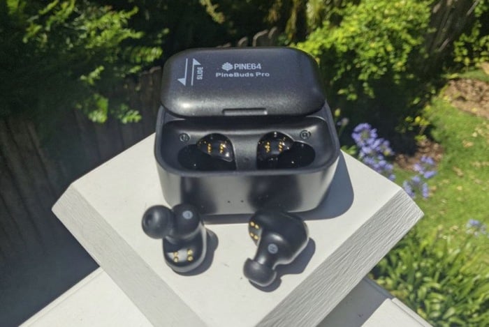 PineBuds Pro wireless earbuds - Geeky Gadgets