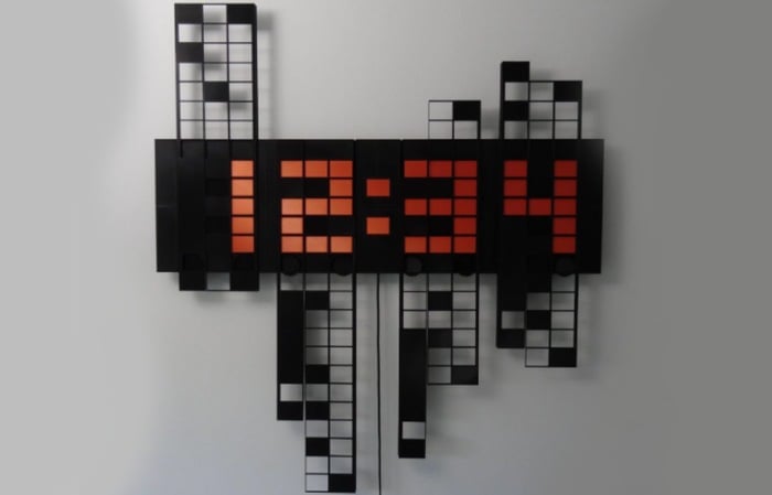 Time Slider unique Arduino clock design - Geeky Gadgets