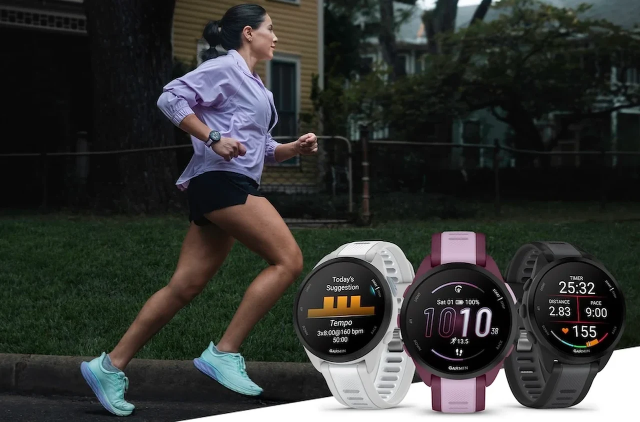 Garmin Forerunner 165 affordable runners smartwatch features - Geeky ...