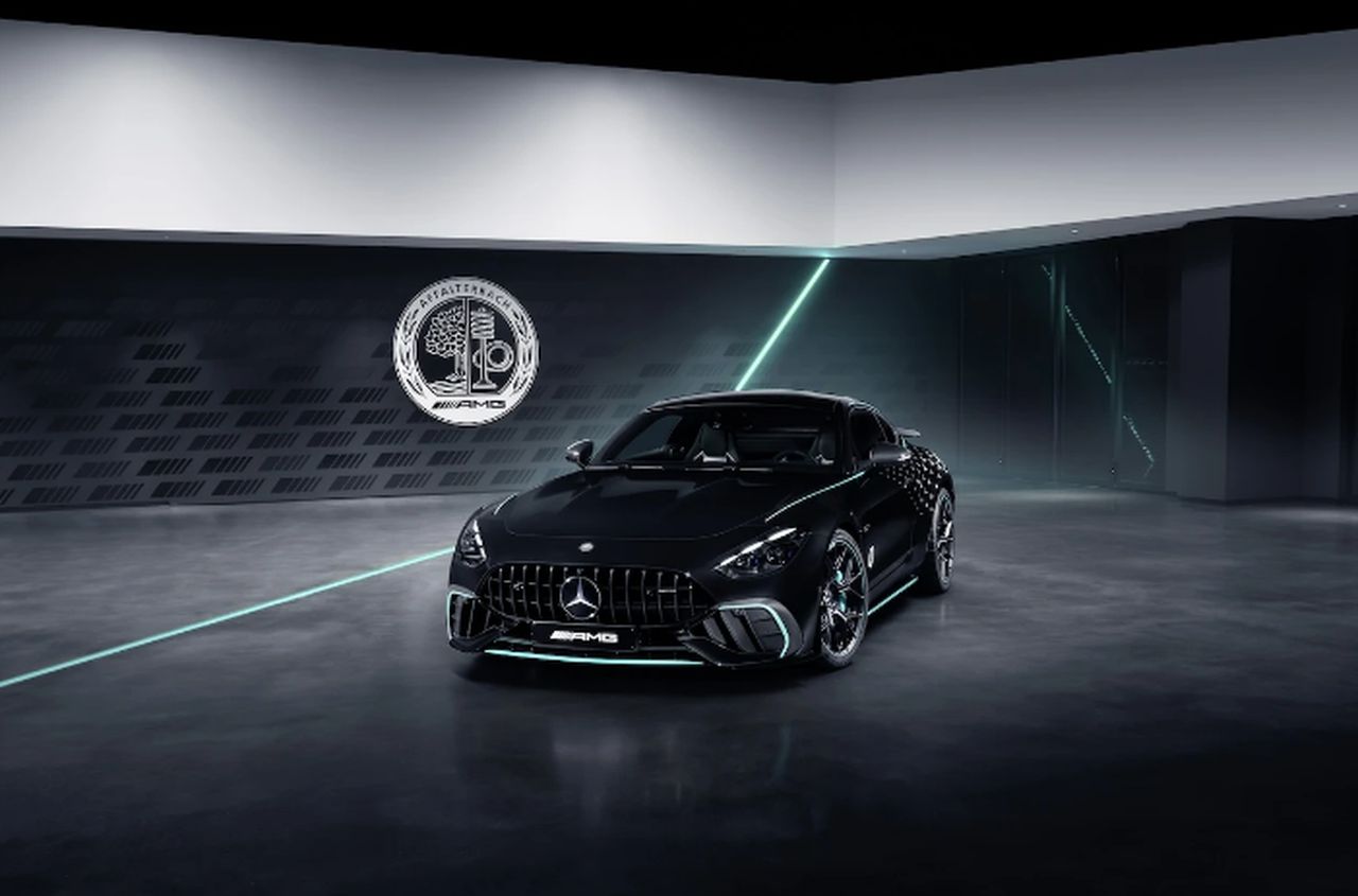 Mercedes-AMG GT 63 PRO 4MATIC+ Unveiled - Geeky Gadgets