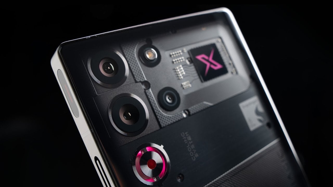 The MOST Powerful Gaming Phone EVER? REDMAGIC 10 Pro - Geeky Gadgets